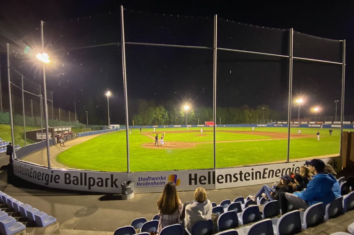 Heideköpfe » Baden-Württembergisches Duell zwischen den Heidenheim ...